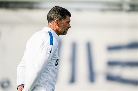 Vamos lutar até à exaustão para respeitarmos a história do FC Porto Portal dos Dragões