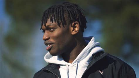 Leao Il Papà Adora Milano Lavoriamo Al Rinnovo Dazn News It