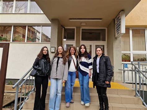 FOTO Eleva Andra Bunea De La Colegiul Titu Maiorescu Din Aiud S A