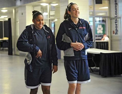 Dayton Louisville Set For Ncaa Tournament Matchup