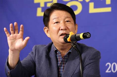 전·현직 대구시장 총선 앞두고 ‘대구시청사 건립 두고 충돌