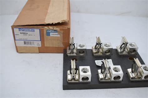 Mersen 62003j Fuse Block 62003j Amazon Ca Tools And Home Improvement