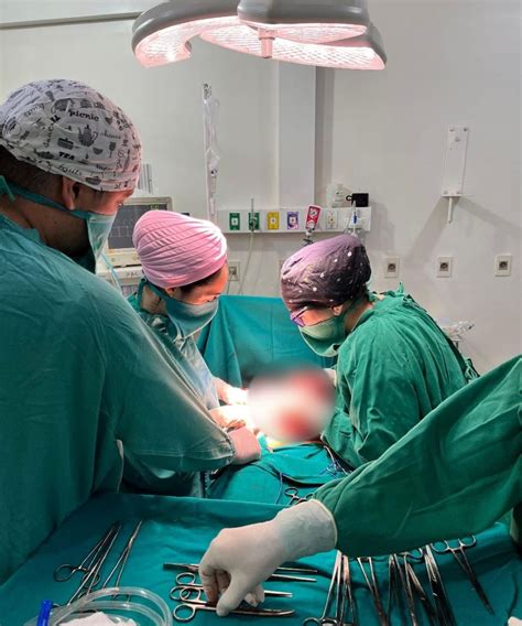 Exitosa Operación Extraen Tumor De 23 Kilogramos A Paciente En