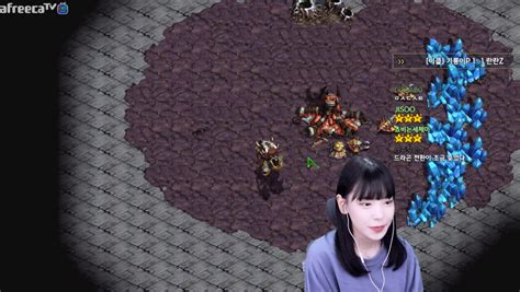 혼란한 와중에 란란 컷내자마자 리플분석 들어가는 더스타 스타크래프트 에펨코리아