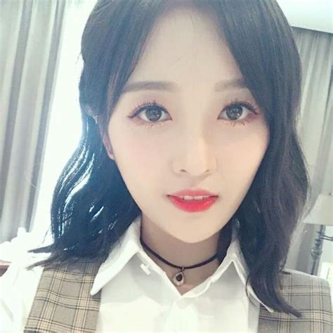 韓國女愛豆頭像 宇宙少女 吳宣儀 每日頭條