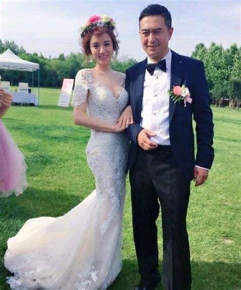 被称“吻戏一姐”，把胡歌亲到吐，把张嘉译嘴吻肿 搜狐大视野 搜狐新闻