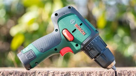 Der Bosch EasyImpact 12 im Test, kompakter Schlagschrauber von Bosch ...