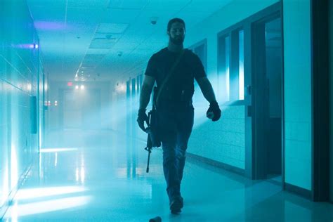 Armed Response Film Rezensionen De