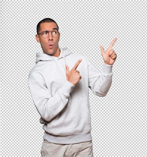 Legal Jovem Apontando Os Dedos PSD Premium