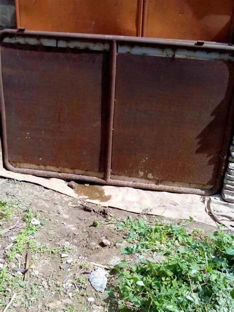 Метални гаражни врати гр Русе Централен южен район • Olx Bg