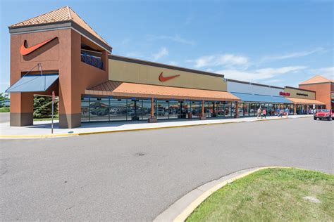 Do Business At Albertville Premium Outlets A Simon Property