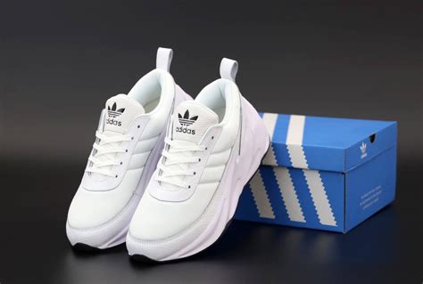Архив Кроссовки Adidas Sharks белые (Адидас Шаркc) мужские и женские ...