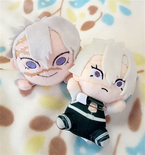 【新品未使用】鬼滅の刃 くっつきぬいぐるみバッジ エクストラ寝そべりキーチェーンマスコット メルカリ