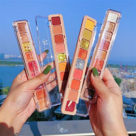 9 Color Led Shimmer Matte Eyeshadow Palette Glitter Metallic Eyeshadow