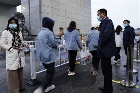 校长王伟深入一线检查指导疫情防控工作 河南工业职业技术学院