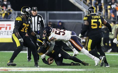 Nfl Fines Cassius Marsh After Controversial Taunting Call