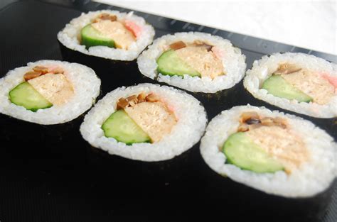 ダイソースープの角切り野菜も巻き寿司の太さも一糸乱れず映え萌え目盛り付きまな板使ってみた あたらしい日日 こんな時代のニューノーマルな暮らし方食と農生活情報をお届けします