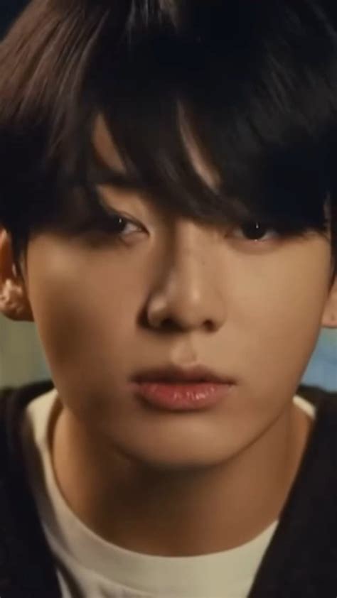🐰jungkook0901🐰 다정한 표정으로 노래하는 정국이가 너무 사랑스러워요💜‪ 방탄소년단 Bts 김남준 김석진