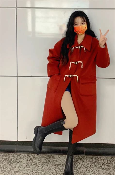 护士小小 On Twitter Rt Bear92496060 每次穿这种勒逼逼的衣服出门，我都会忍不住流水潺潺，发骚不断 6262xrkeik Twitter