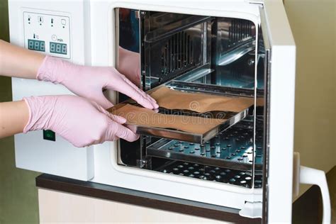 Instrumentos Médicos De Esterilización En Autoclave Equipo Para La