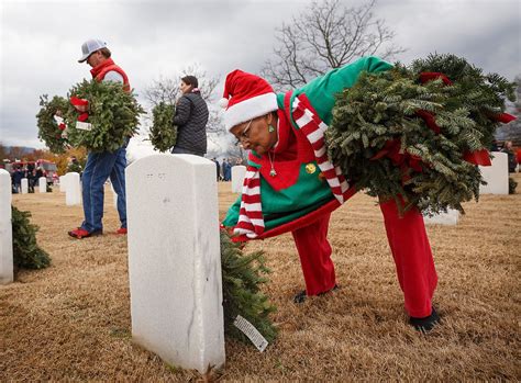 Photos Wreath Laying At National Cemetery Chattanooga Times Free Press