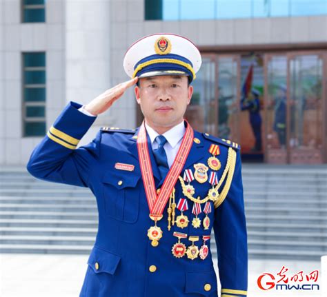 有声手账丨【我是一线党代表②】李胜利：守护万家灯火，我随时待命！ 光明网