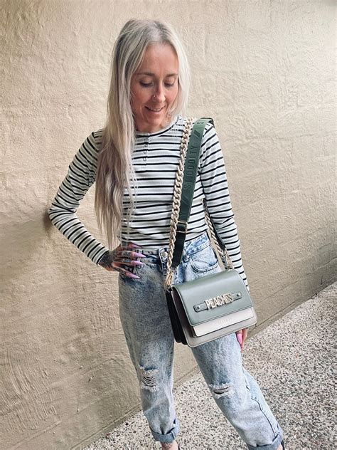 Street Strap In All Blackgunmetal St Oddity