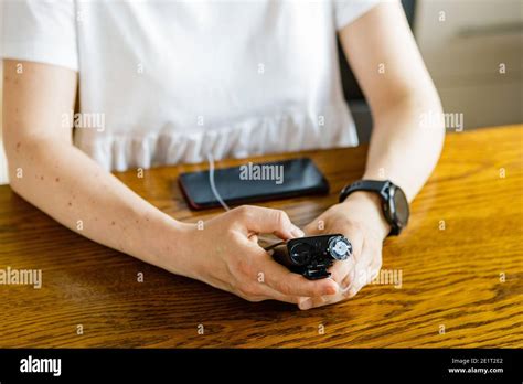 Insulin Pump Hi Res Stock Photography And Images Alamy