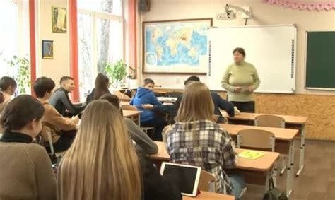 До 1 вересня все приготувати у Раді вирішили змінити навчання у школах Освіта Інфо