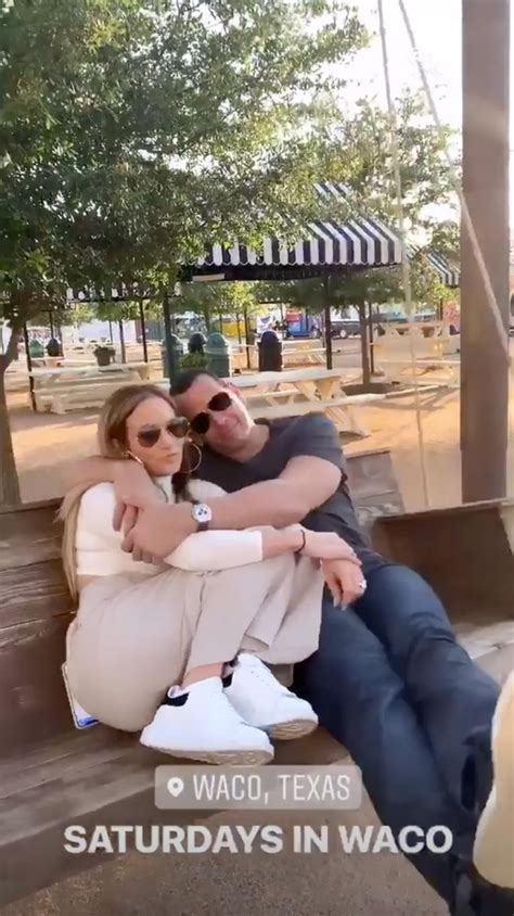 Chip Gainess Instagram Reveals That Jennifer Lopez And Joanna Gaines
