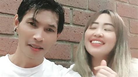 Kisah Pinkan Mambo Pindah Agama Berkali Kali Sebelum Menikah Dan Berakhir Mualaf