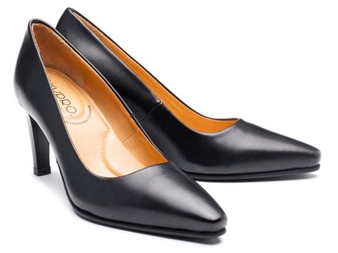 Wear Pumps At Work Artofit