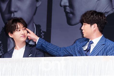 Bnt포토 슈퍼주니어 강인 우리 은혁이 귀엽네~ Bnt뉴스