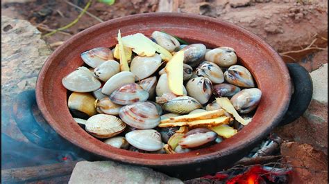 Cooking Clam With Sour Lemon Recipe Cook Sea Clam Eat With Lemon Chili Sauce YouTube