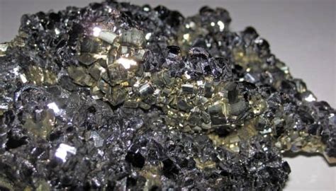 Sphalerite Meaning Healing Properties Benefits And Uses Spiritual