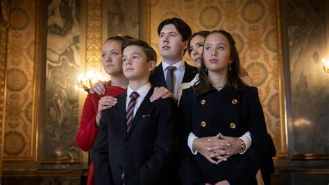 Helt Nye Billeder Fra Tronskiftet Fra Bag Kulisserne Billed Bladet