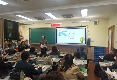 构建家校桥梁 携手助力成长——2022学年第二学期黄浦区卢湾二中心小学家长会