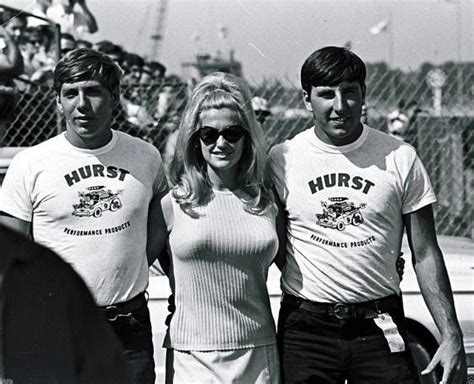 Pin By Rtrslots On Racing Ladies Car Girls And Pinups Linda Vaughn