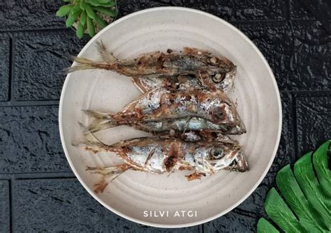 Resep Ikan Kembung Goreng Oleh Silvi Atgi Septina Cookpad