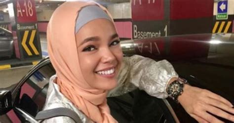 Tak Posting Soal Glenn Fredly Meninggal Ini Tanggapan Dewi Sandra