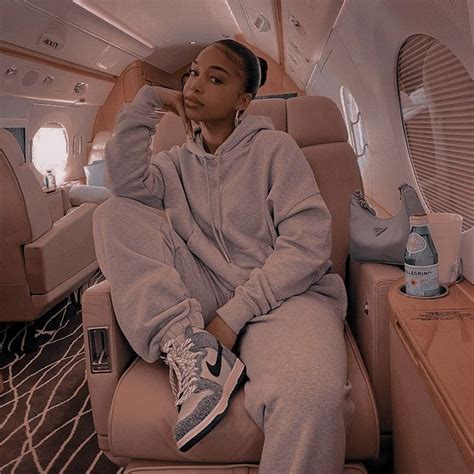 Pin de 𝔰𝔞𝔪 em lit dreamland billionaires