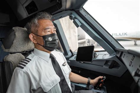 星宇航空再跨界 全系列制服設計元素融入口罩 漂亮 Ctwant