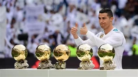 重温《足球小将》，想起c罗和梅西 搜狐大视野 搜狐新闻