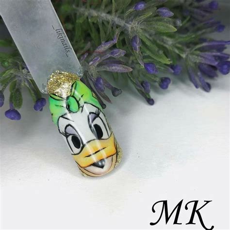 Дисней утка на типсе Accessories Enamel Pins Enamel