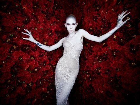 グライムス、アリストパネス参加の新曲“scream”の音源を公開 Nme Japan
