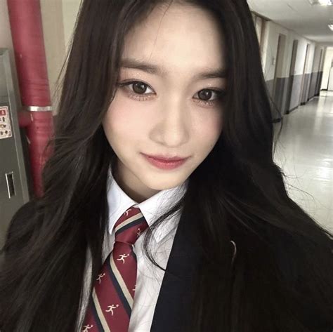 Leeseo Pfp Ive Korean Pop Idol Girl Icon