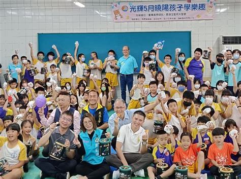 海線小孩迎接母親節 借花獻佛送媽咪這禮物 寶島 中時