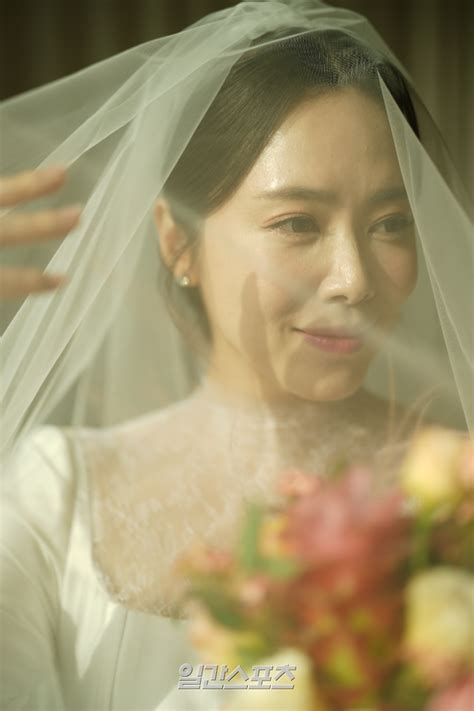 [단독] ‘필리핀 첫 한인 앵커 그레이스 리 7살 연상 재벌 2세와 결혼 ”오랜 기다림 끝 복으로” [인터뷰]