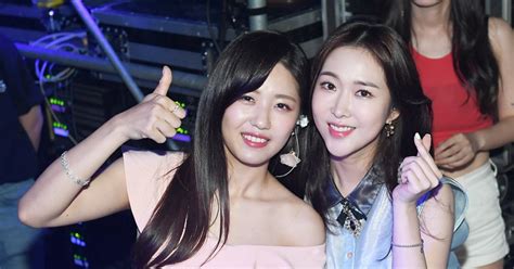 정다경 조승희 다정한 두 미녀~ 포토엔hd