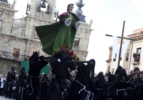 Astorga Celebra Una Semana Santa Centenaria